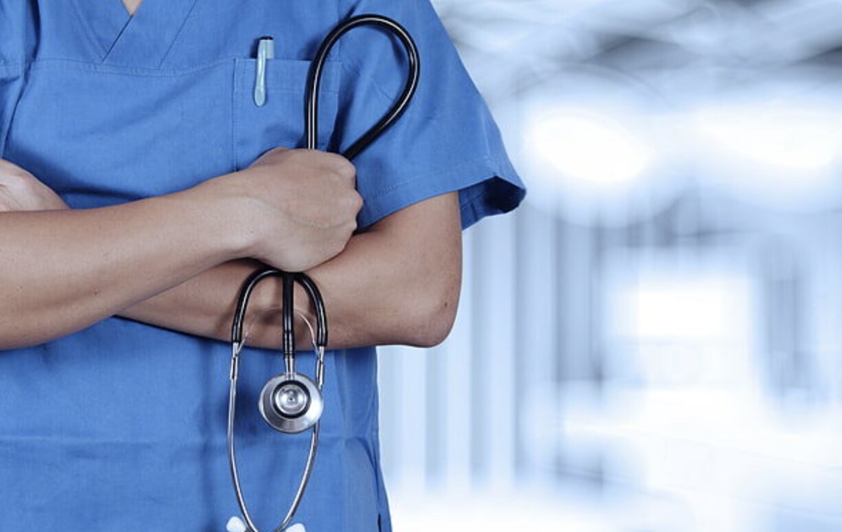 ¿Cuánto Gana Un Enfermero En Estados Unidos? - Como Vivir Del Cuento